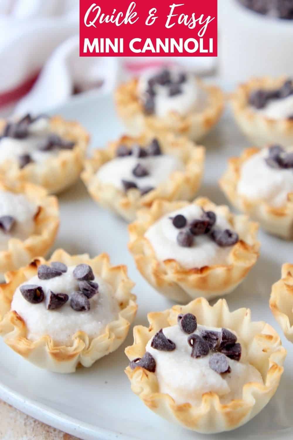 Mini Cannoli Cream Pastry Cups