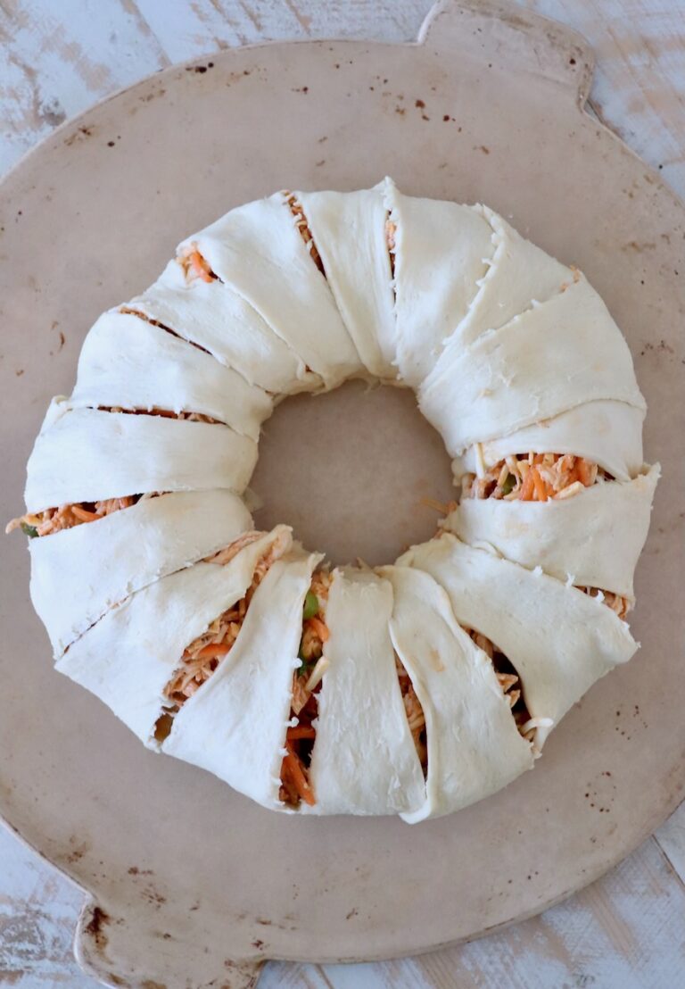 Easy Buffalo Chicken Crescent Ring Recipe