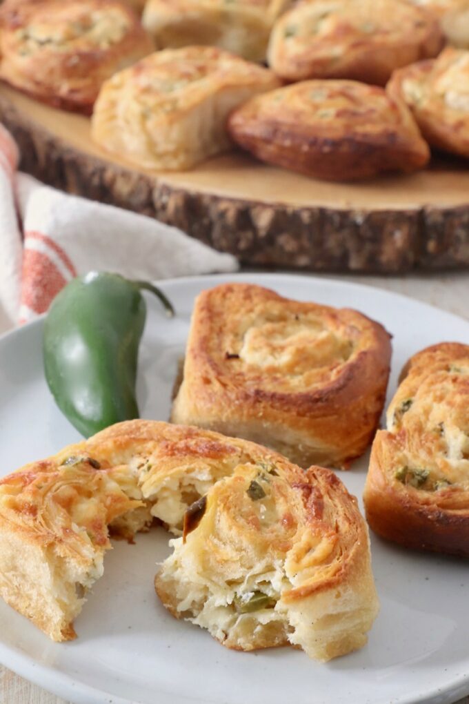 Easy Jalapeno Popper Crescent Rolls - WhitneyBond.com