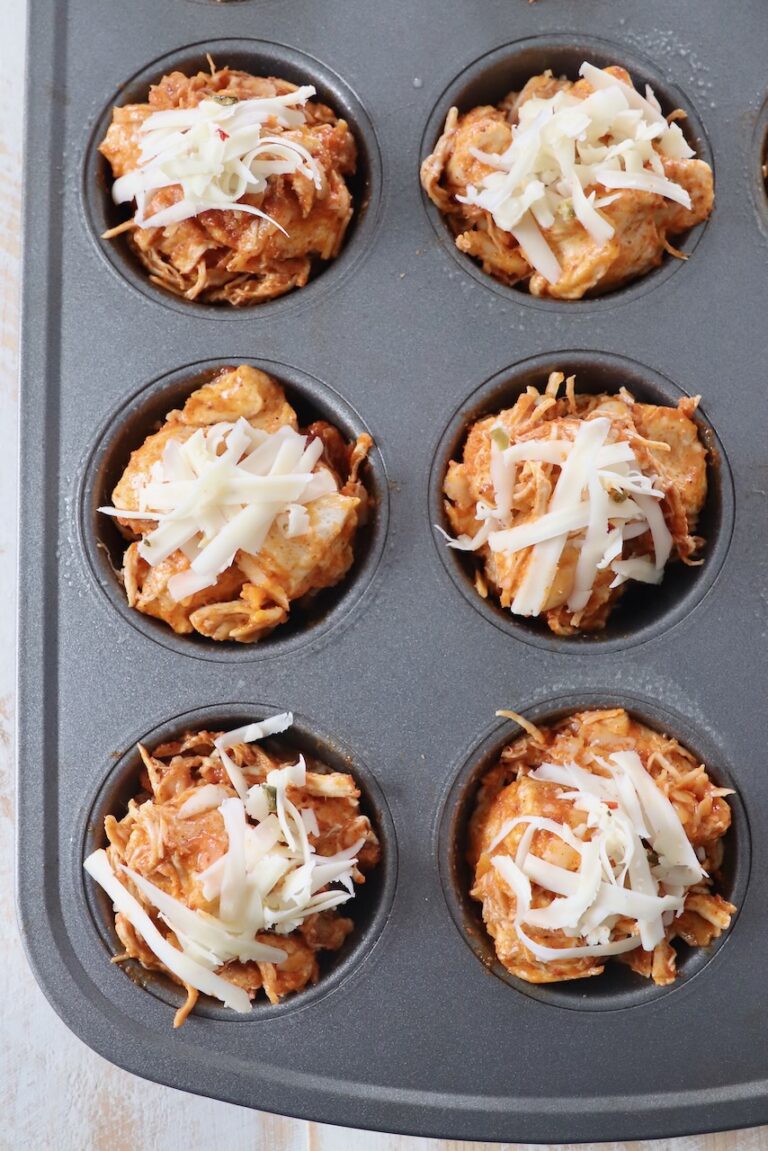 Pull Apart Buffalo Chicken Rolls