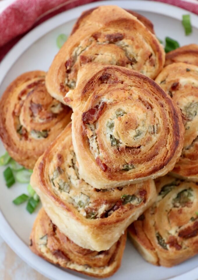 Easy Cheesy Bacon Crescent Rolls