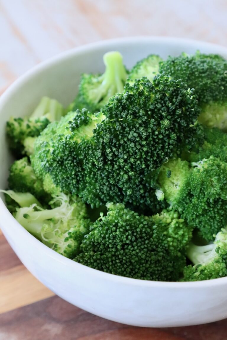 Steamed Broccoli: How to Steam Broccoli 3 Ways