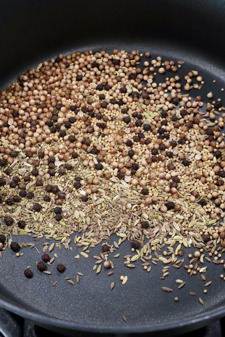 Corned Beef Seasoning (Homemade Spice Packet Recipe)